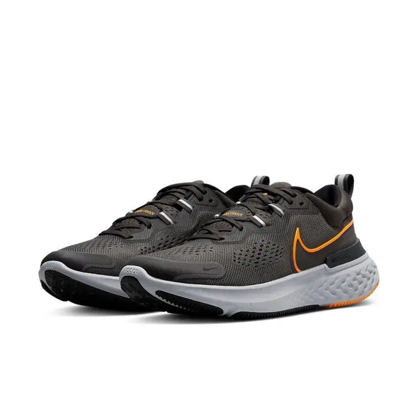 Nike React Miler 2 Athletic Sneakers - Black/orange