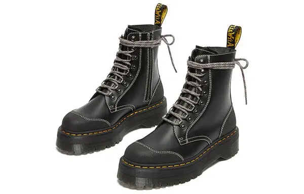Dr. Martens Moreno Martin Boots