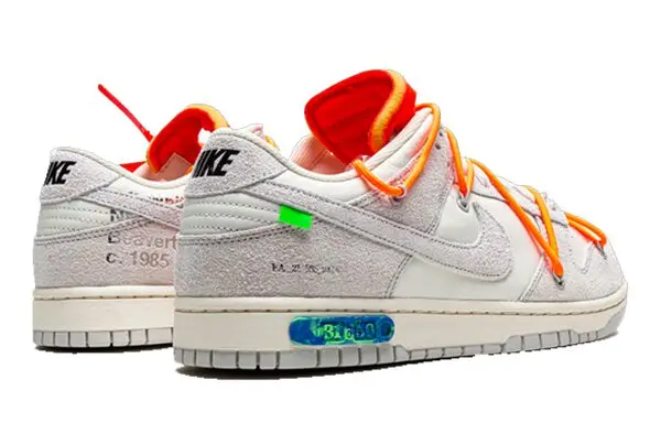 Nike Off-white X Dunk Low 'lot 31 Of 50 - Gray/white