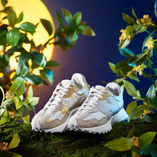 NEW BALANCE Beast X 327 "tie-dye Sea Salt" Sneakers - Cream