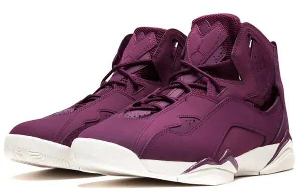 JORDAN True Flight Sneakers - Buegundy
