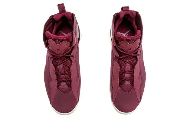 JORDAN True Flight Sneakers - Buegundy