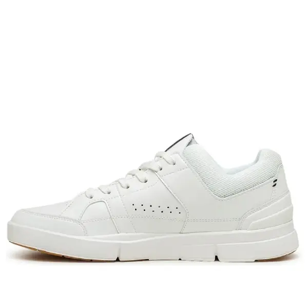 On The Roger Clubhouse Sneakers - White