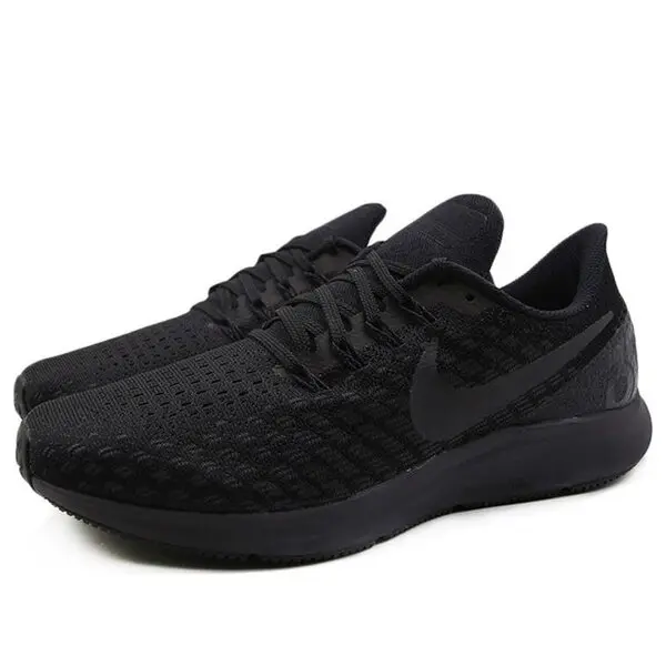 Nike Zoom Pegasus 35 Low Top Sneakers