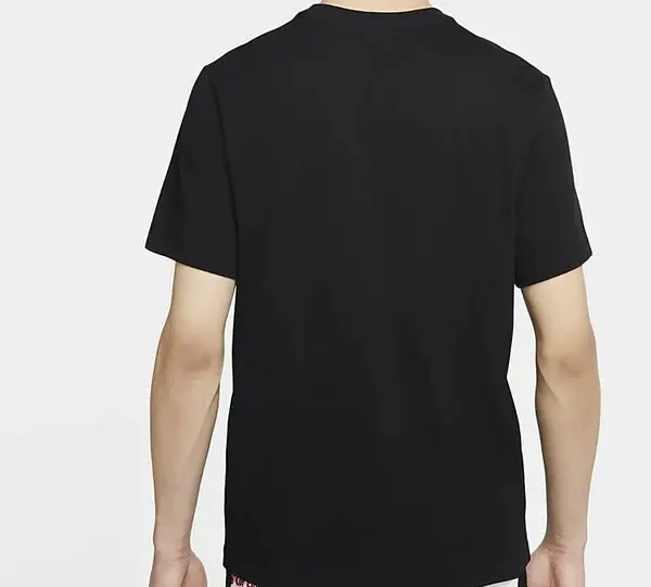 Nike Graphic T-shirt