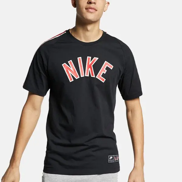 Nike Short Sleeve Crewneck T-shirt