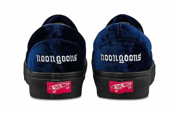 VANS Noon Goons X Classic Slip-on Vlt Lx - Blue/black