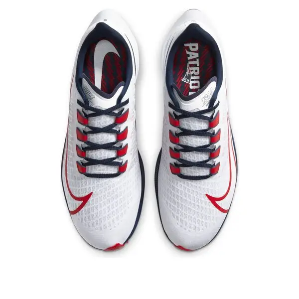Nike Zoom Pegasus 37 "new England Patriots" Athletic Sneakers - White/yellow/orange