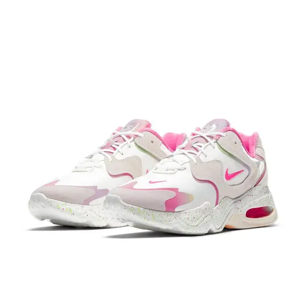 Nike Max 2x Low Top Sneakers - White/pink