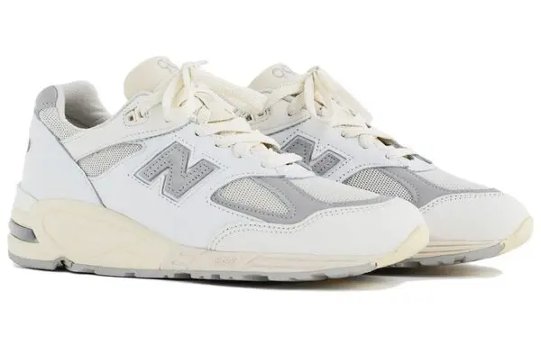 NEW BALANCE Made In Usa 990v2 "sea Salt - White