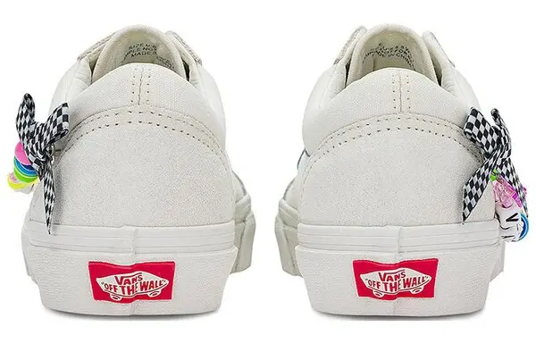 VANS Old Skool Low Top Sneakers - White/black
