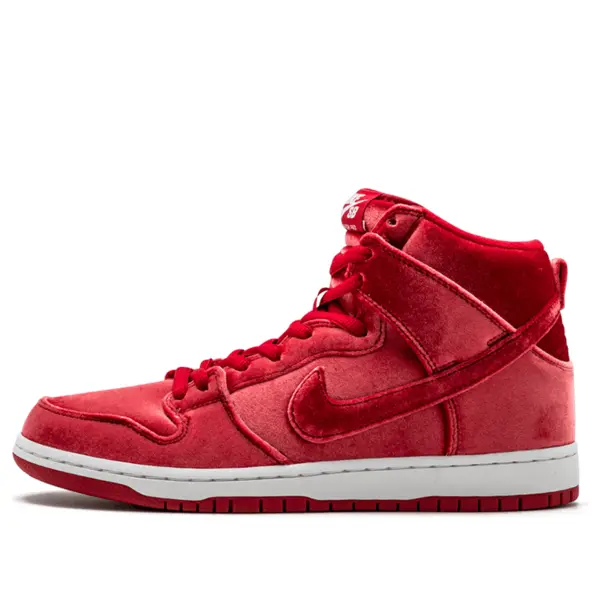 Nike Dunk High Prm "red Velvet" Sneakers - Red/white/red