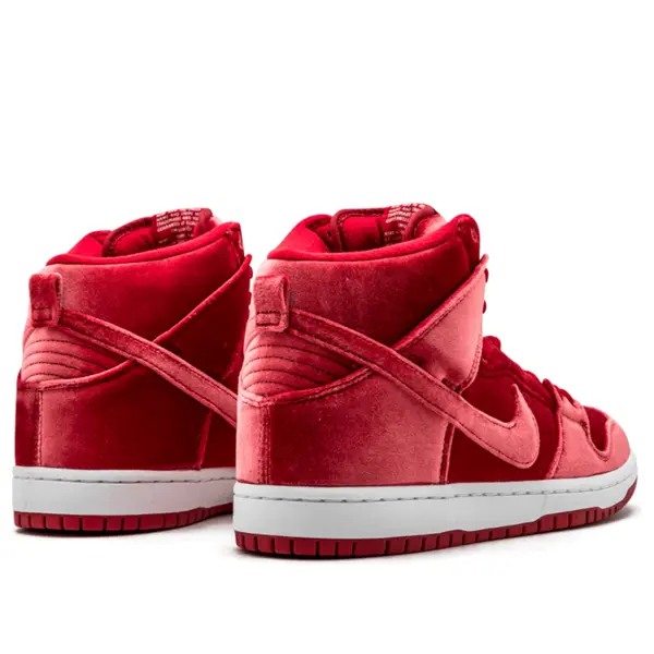Nike Dunk High Prm "red Velvet" Sneakers