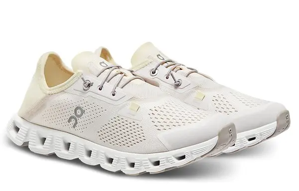 On Cloud Sneakers - Sand/white