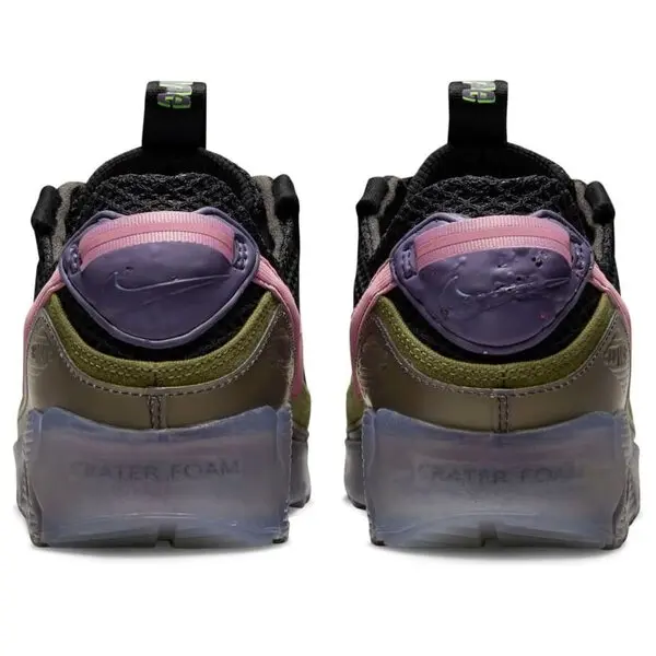 Nike Max Terrascape 90 Sneakers - Black/pink