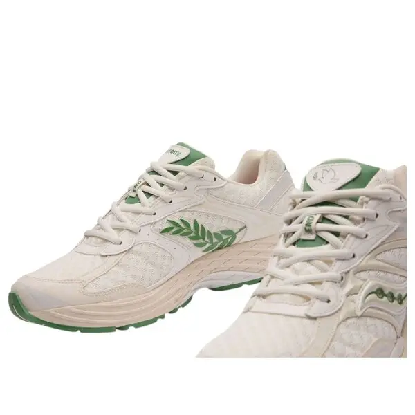 Saucony X End. Omni 9 Sneakers - White/green