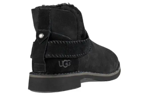 UGG Mckay Boot Chelsea