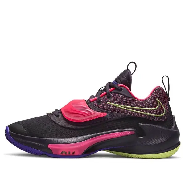 Nike Zoom Freak 3 "digital" Basketball Sneakers - Black/pink