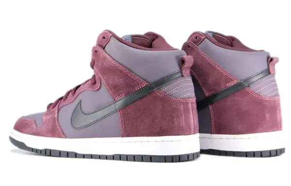 Nike Dunk High Pro Sneakers - Red