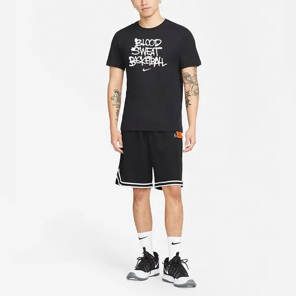 Nike Graphic Print Short Sleeve Crewneck T-shirt