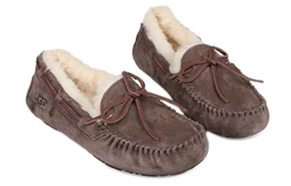 UGG Dakota Slipper - Brown