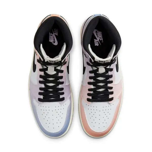 JORDAN 1 Retro High Og "skyline" Sneakers - White/purple