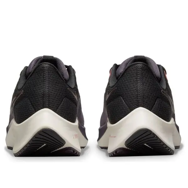 Nike Zoom Pegasus 38 Athletic Sneakers - White