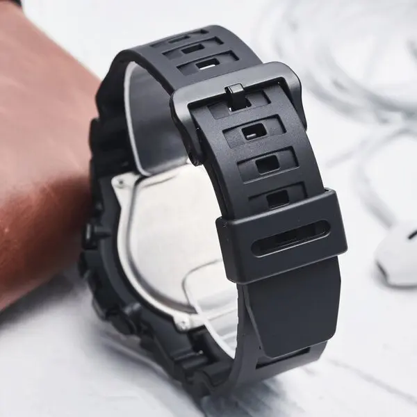 Casio Analog-digital Watch - Black/gold