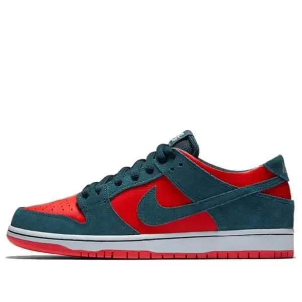 Nike Zoom Dunk Low Pro Sb 'reverse Shark' Sneakers - Red/white