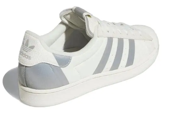 Adidas Superstar Sneakers