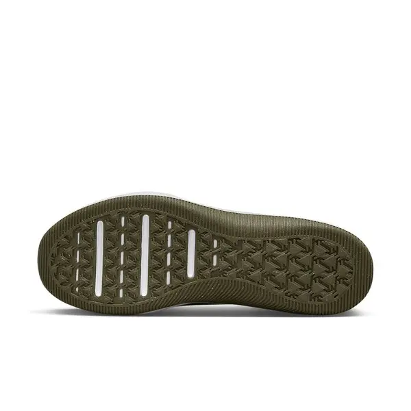 Nike Mc Trainer 2 Sequoia High Voltage Sneakers - Sequoia/medium Olive/white