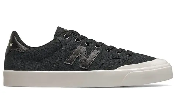 NEW BALANCE Pro Court Sneakers - Black