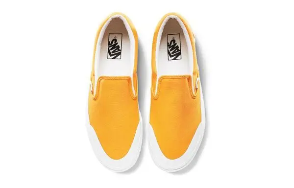 VANS Classic Slip-on 138 - Yellow
