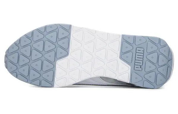 PUMA R22 Casual Sneakers