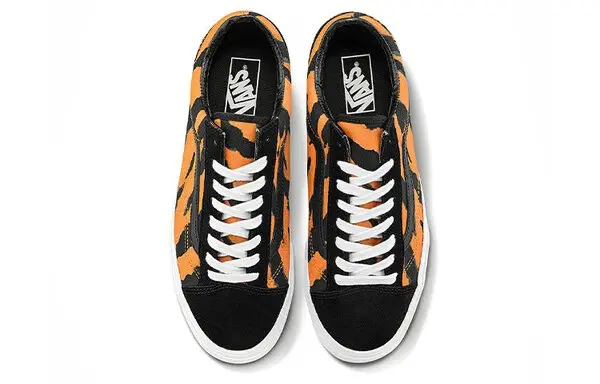 VANS Style 36 Low-top Sneakers With Embroidered Tiger Detail - Black/orange