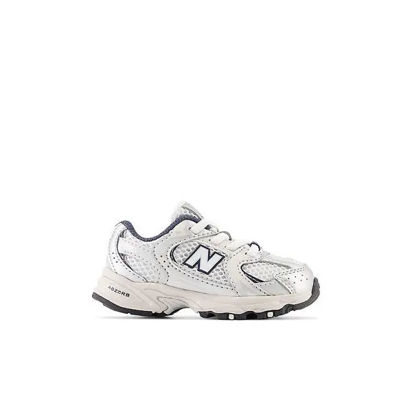 NEW BALANCE 530 Sneakers