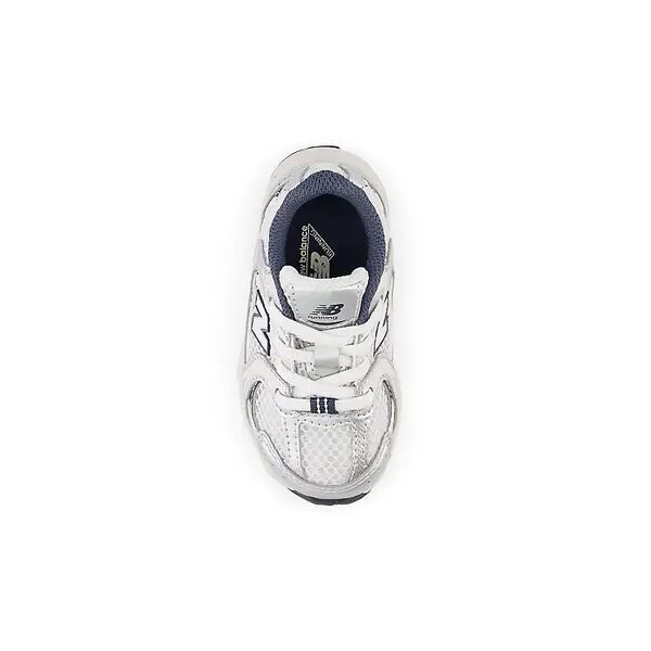 NEW BALANCE 530 Sneakers