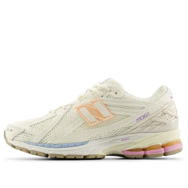 NEW BALANCE 1906r Sneakers - Beige/blue/pink