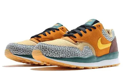 Nike X Atmos Air Safari Se 'atmos' Sneakers - Yellow