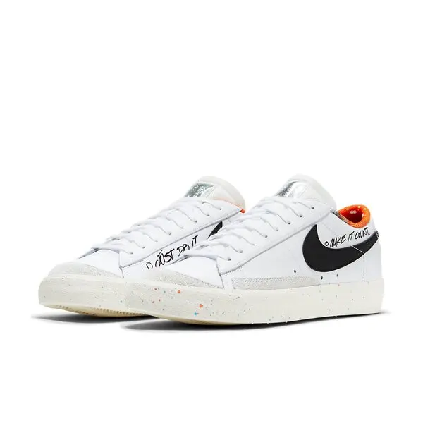 Nike Blazer Low '77 Vintage 'make It Count' Sneakers - White/black