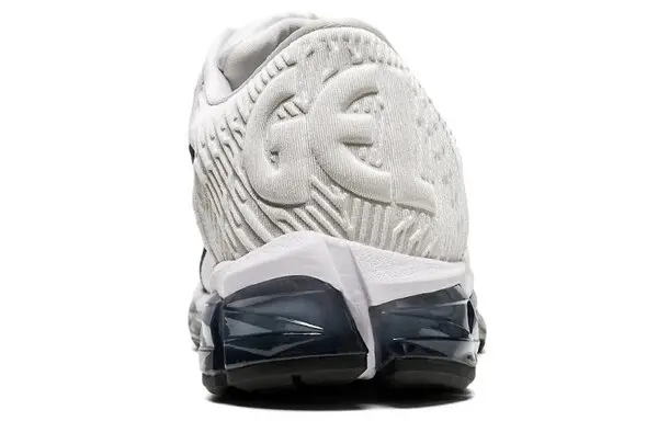 Asics Gel Quantum 360 Sneakers