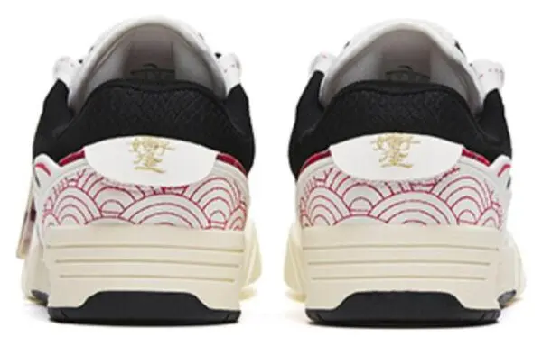 ANTA A-jie Low Top Sneakers