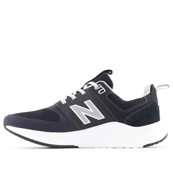 NEW BALANCE Dynasoft Ua900 V2 "black Silver" Sneakers - Black/silver