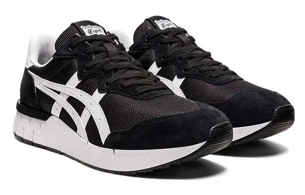Onitsuka Tiger Runner Sneakers - Black/white