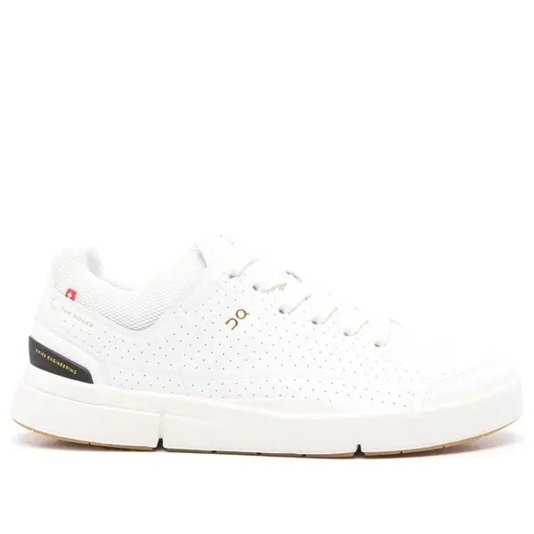 On The Roger Centre Court Sneakers - White/black