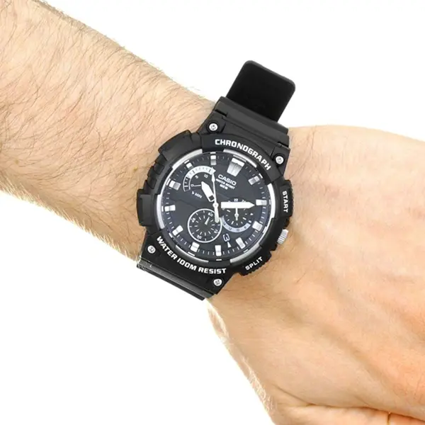 Casio Analog Chronograph Watch