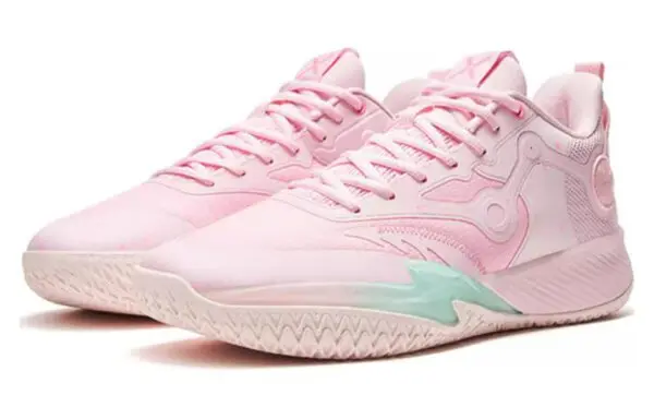 XTEP Jeremy Lin Storm 2 'ice