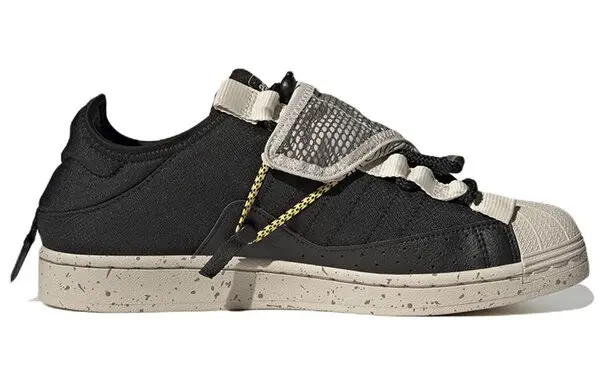 Adidas Superstar Bliss Sneakers