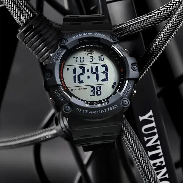 Casio Quartz Sports Digital Watch