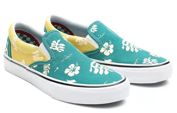VANS Classic Slip-on Aloha Graphic Low Top Sneakers - Blue/yellow